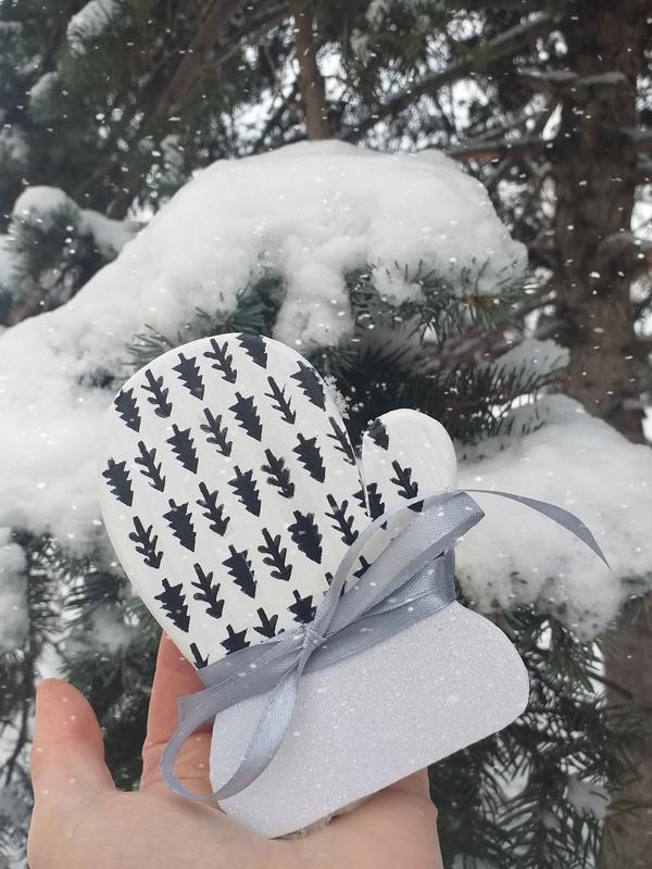 Рукавичка декор статуэтка из дерева в скандинавском стиле ручной работы