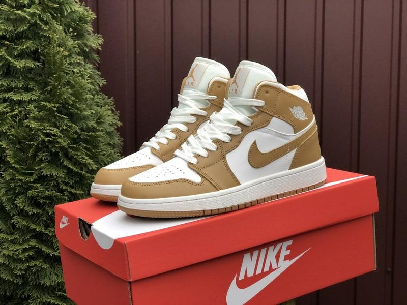 Женские темно бежевые кожаные кроссовки nike air jordan🆕 высокие ...