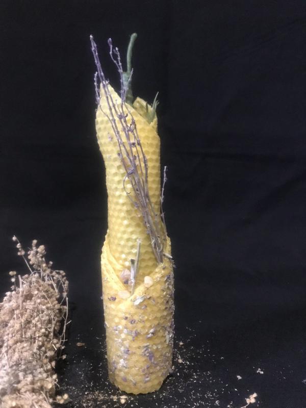 Воскова травяна свічка гармонізація дому — цена 300 грн в каталоге Свечи Купить товары для дома