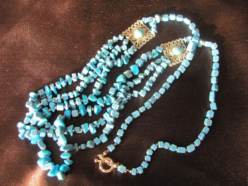 Намисто з бірюзи — ціна 300 грн у каталозі Кольє і намиста Купити аксесуари за доступною ціною