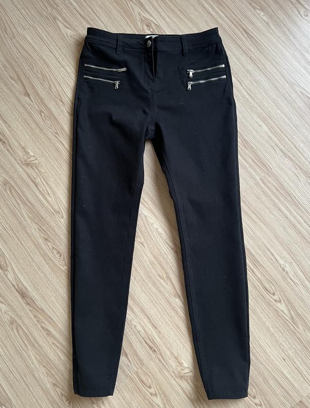 Стильно джинси — ціна 250 грн у каталозі Джинси Купити жіночі речі за доступною ціною на Шафі