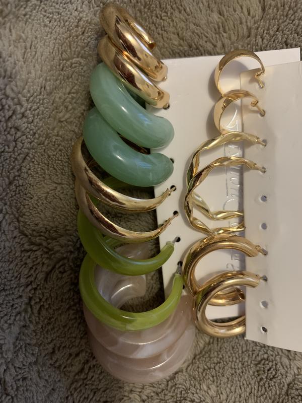 Сережки — ціна 40 грн у каталозі Сережки Купити аксесуари за доступною ціною на Шафі Україна