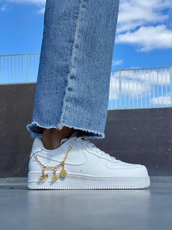 Кросівки nike air force 1 lucky charms — ціна 1950 грн у каталозі ...