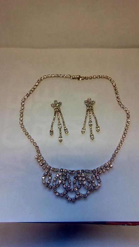 Чеська біжутерія — ціна 100 грн у каталозі Кольє і намиста Купити аксесуари за доступною ціною