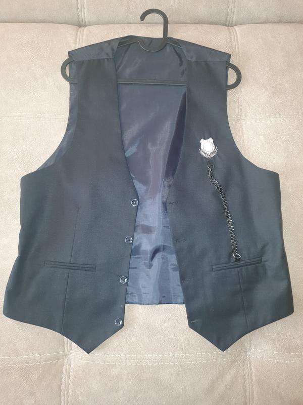 Продам жилетку — цена 600 грн в каталоге Жилетки Купить мужские вещи по доступной цене на Шафе