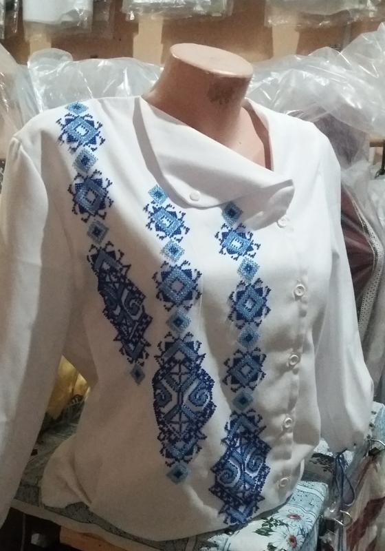 Вышиванка бисером — цена 1300 грн в каталоге Вышиванки Купить женские вещи по доступной цене на