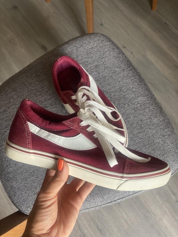 Кеды — ціна 200 грн у каталозі Кеди Купити жіночі речі за доступною ціною на Шафі Україна