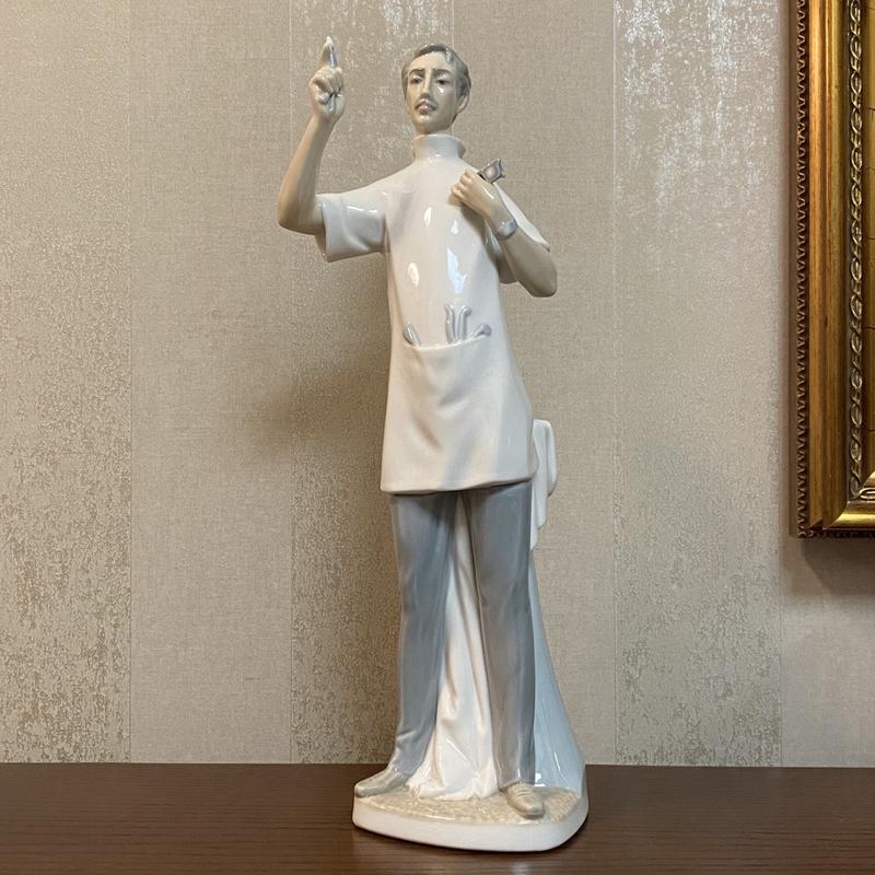 Фарфоровая статуэтка Lladro «дантист — цена 7000 грн в каталоге Статуэтки Купить товары для