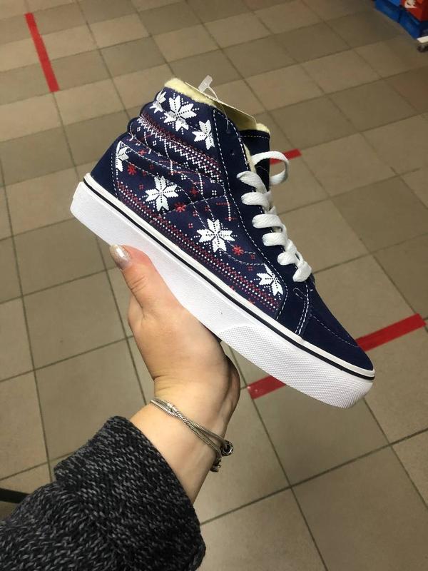 Розпродаж зимових кедів Vans — ціна 750 грн у каталозі Кеди Купити жіночі речі за доступною