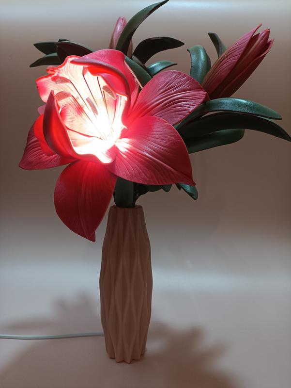 Світильник ліліяз ізолону — ціна 550 грн у каталозі Світильники Купити товари для дому та