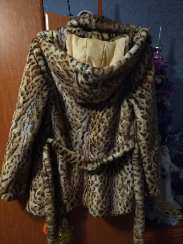 Зимова шуба з капюшоном — цена 490 грн в каталоге Шубы Купить женские вещи по доступной цене на