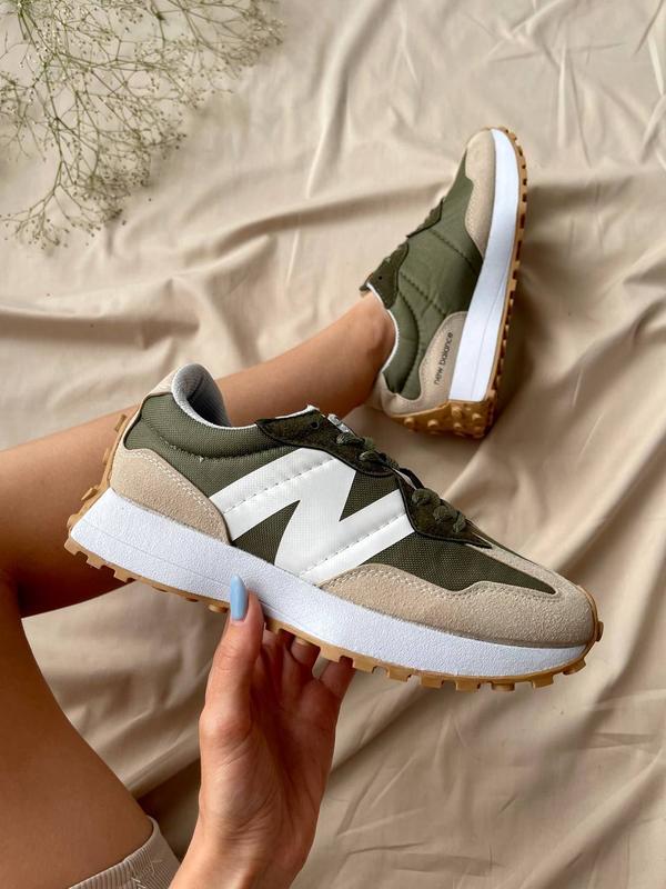 Класні жіночі кросівки new balance 327 khaki бежеві з хакі — ціна 1990 ...