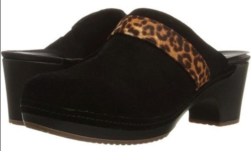 Стильні оригінальні crocs sarah suede clog клоги сабо натуральна замша ...