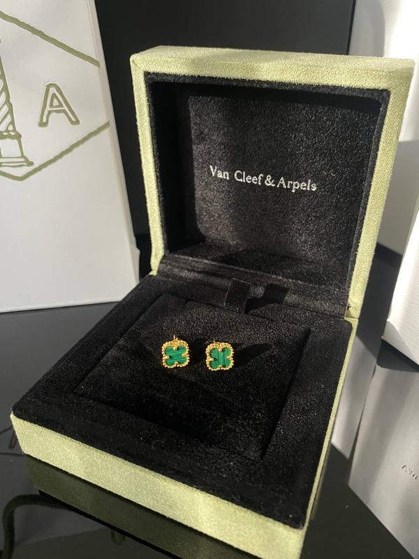 Брендовые серьги — ціна 788 грн у каталозі Сережки Купити аксесуари за доступною ціною на Шафі