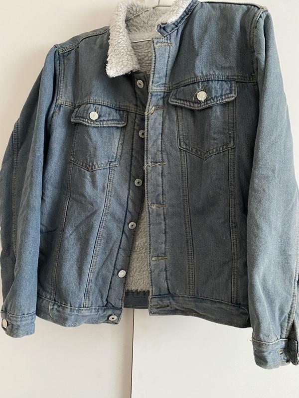Джинсова куртка — ціна 1050 грн у каталозі Куртки Купити жіночі речі за доступною ціною на Шафі