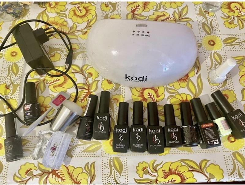 Лампа для манікюру — цена 450 грн в каталоге Лампы для маникюра Купить электронику по доступной