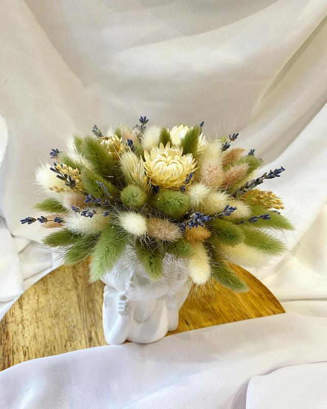 Кашпо з сухоцвітом лагурус — ціна 450 грн у каталозі Статуетки Купити товари для дому та