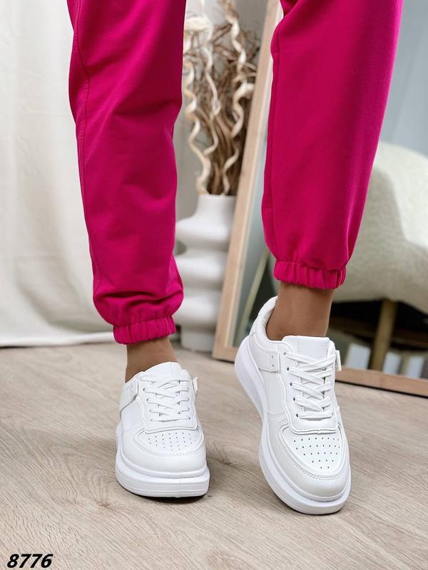 Белые женские базовые кроссовки эко кожа в стиле найк nike airforce ...