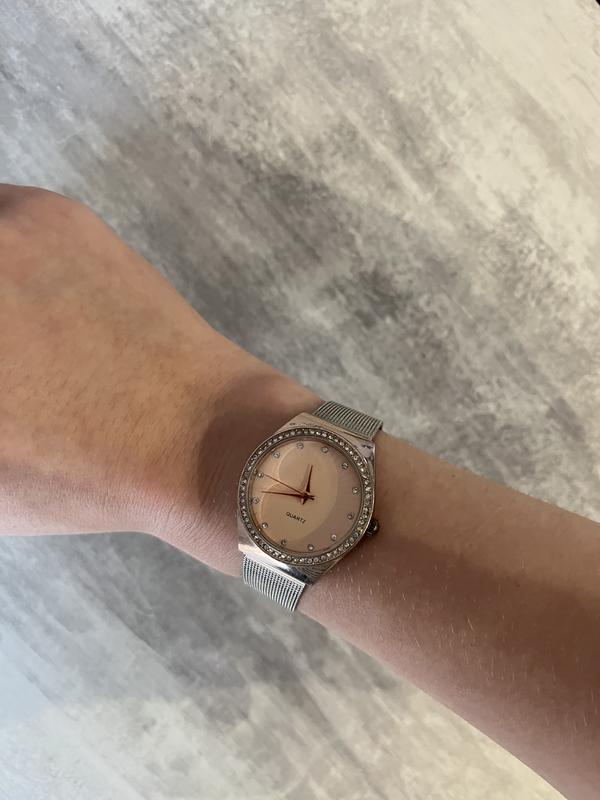 Женские часы — цена 0 грн в каталоге Часы Купить аксессуары по доступной цене на Шафе Украина