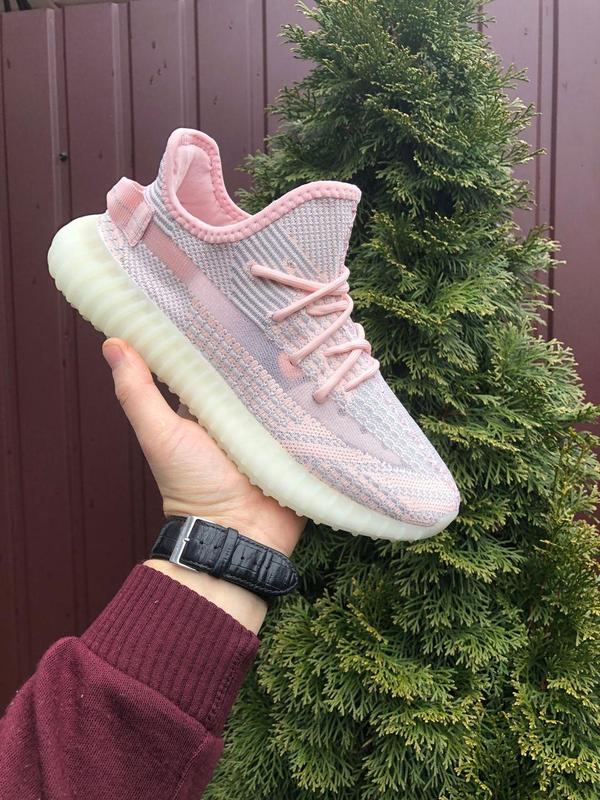 Женские кроссовки adidas yeezy boost 350 v2 розовые адидас изи буст ...