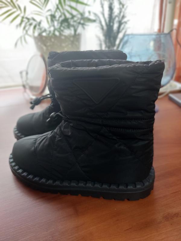 Зимові чоботи жіночі 600 грн — ціна 600 грн у каталозі Чоботи Купити жіночі речі за доступною