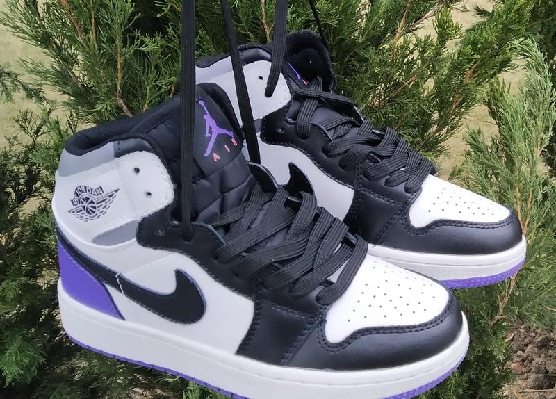 Женские кроссовки nike air jordan 1 retro, найк эир джордан ретро бело ...