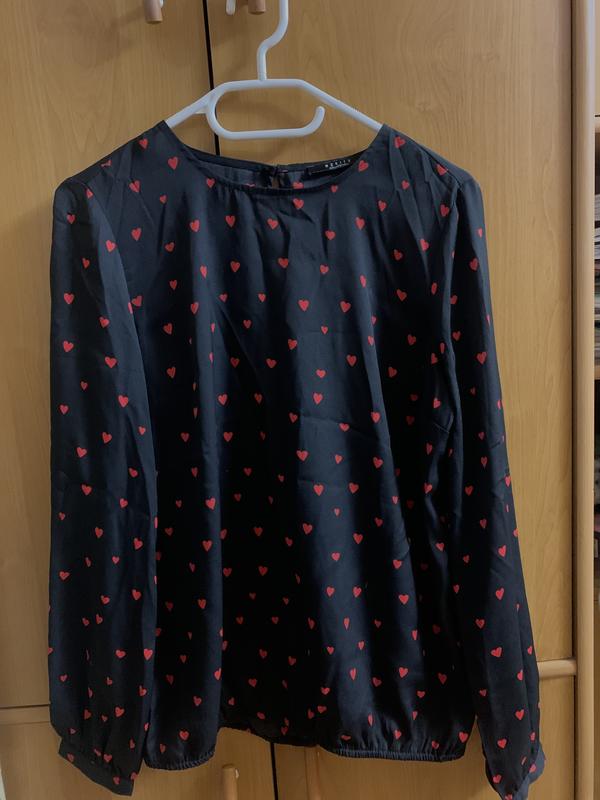 Жіноча блуза — ціна 100 грн у каталозі Блузи Купити жіночі речі за доступною ціною на Шафі