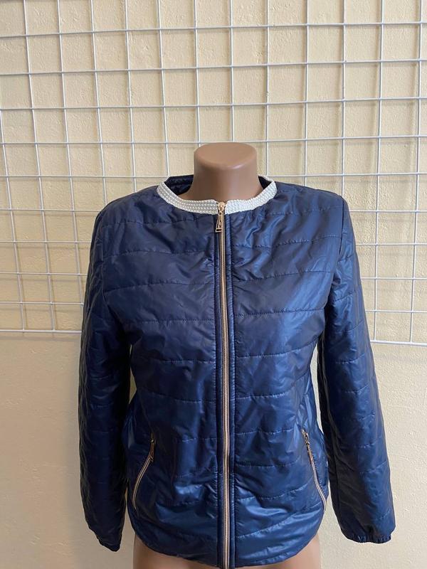 Курточка — ціна 350 грн у каталозі Куртки Купити жіночі речі за доступною ціною на Шафі