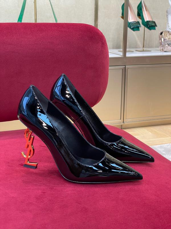 Женские черные туфли в стиле ysl opyum pumps на фигурном золотом ...
