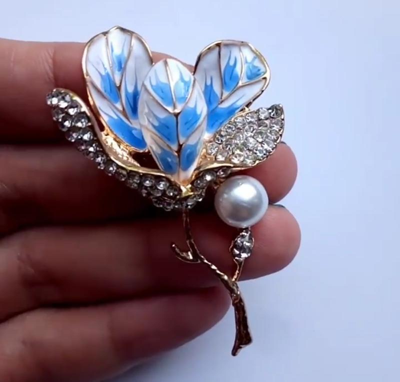 Брошка квітка магнолія — ціна 280 грн у каталозі Брошки Купити аксесуари за доступною ціною на