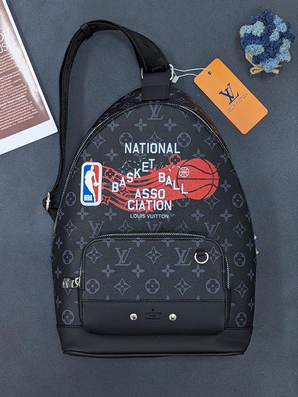 Сумка в стилі лв — цена 3500 грн в каталоге Сумки Купить аксессуары по доступной цене на Шафе