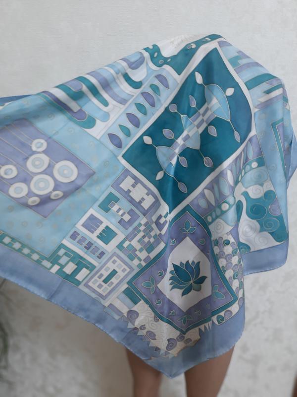 Шовкова велика розписна хустка пастельні тона 100 шовк Ideen — ціна 245 грн у каталозі Шарфи