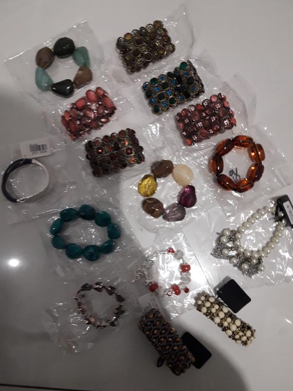 Браслети — ціна 40 грн у каталозі Інші аксесуари Купити аксесуари за доступною ціною на Шафі