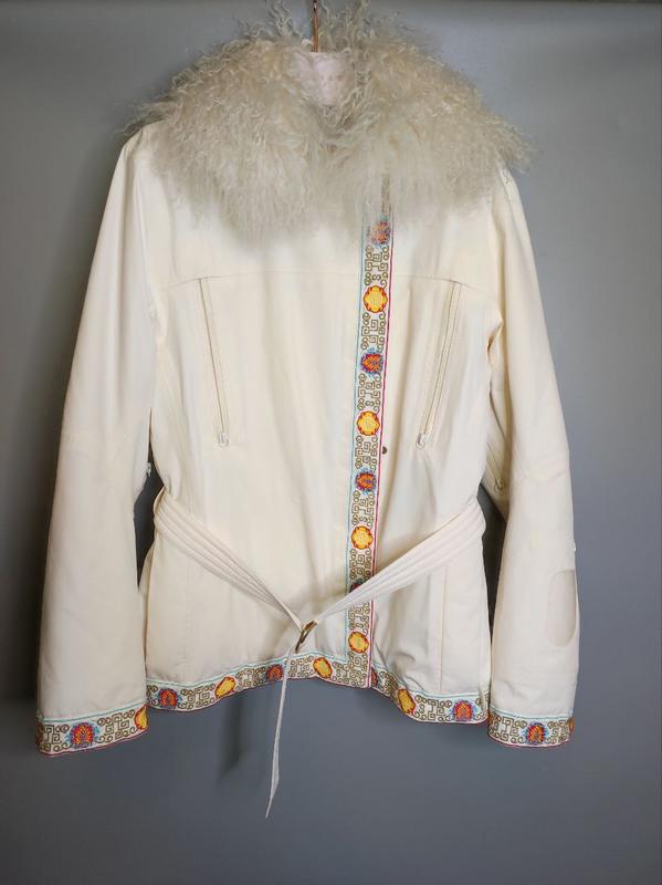 Жіноча куртка — ціна 3000 грн у каталозі Куртки Купити жіночі речі за доступною ціною на Шафі