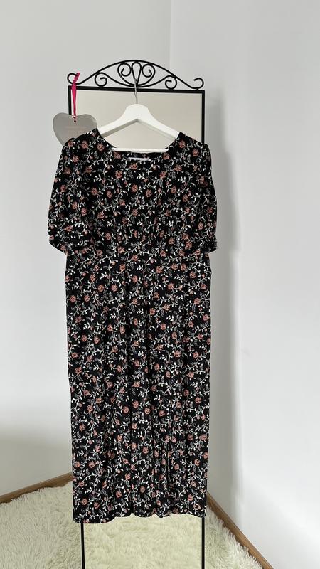 Сукня — цена 200 грн в каталоге Платья миди Купить женские вещи по доступной цене на Шафе