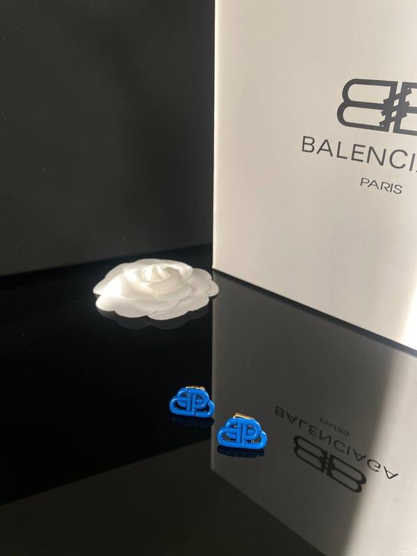 Брендовые серьги — цена 903 грн в каталоге Серьги Купить аксессуары по доступной цене на Шафе