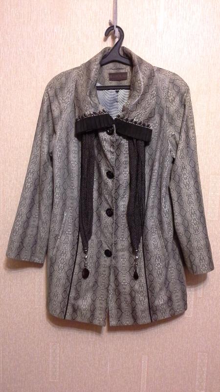 Стильна шкіряна куртка відомого бренду kircilar кольору «зміїна шкіра ...