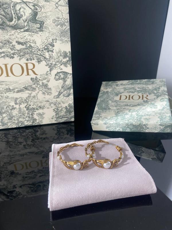 Брендовый браслет — цена 1386 грн в каталоге Серьги Купить аксессуары по доступной цене на Шафе