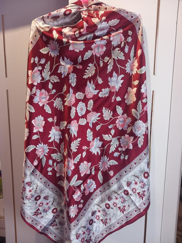 Величезна красива хустка 97х100 — ціна 176 грн у каталозі Шарфи Купити аксесуари за доступною