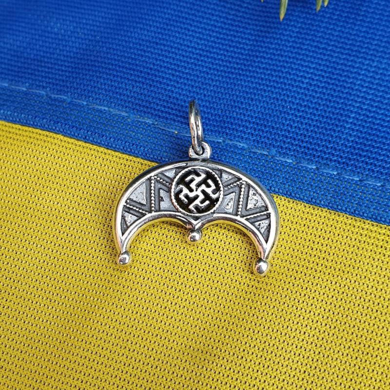 Кулон лунниця із срібла — ціна 963 грн у каталозі Кулони Купити