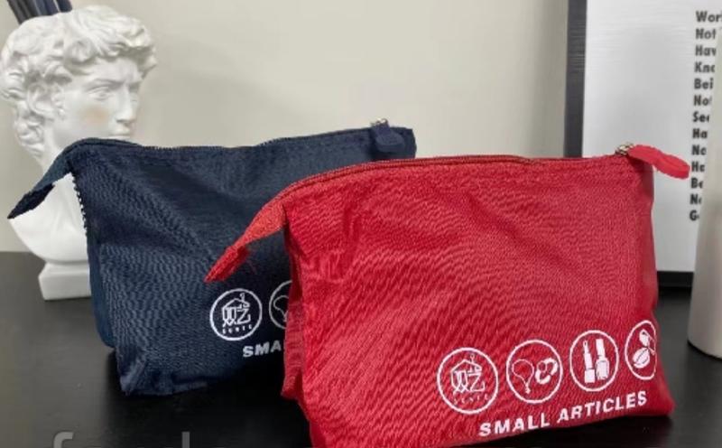 Цена от двух штук органайзер косметичка — ціна 116 грн у каталозі Органайзери Купити товари для