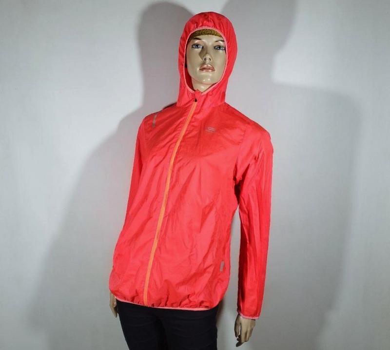 Ветровка quechua run wind (р. m-l) туристическая легкая куртка дождевик ...