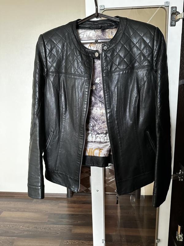 Кожаная куртка — цена 2000 грн в каталоге Куртки Купить женские вещи по доступной цене на Шафе