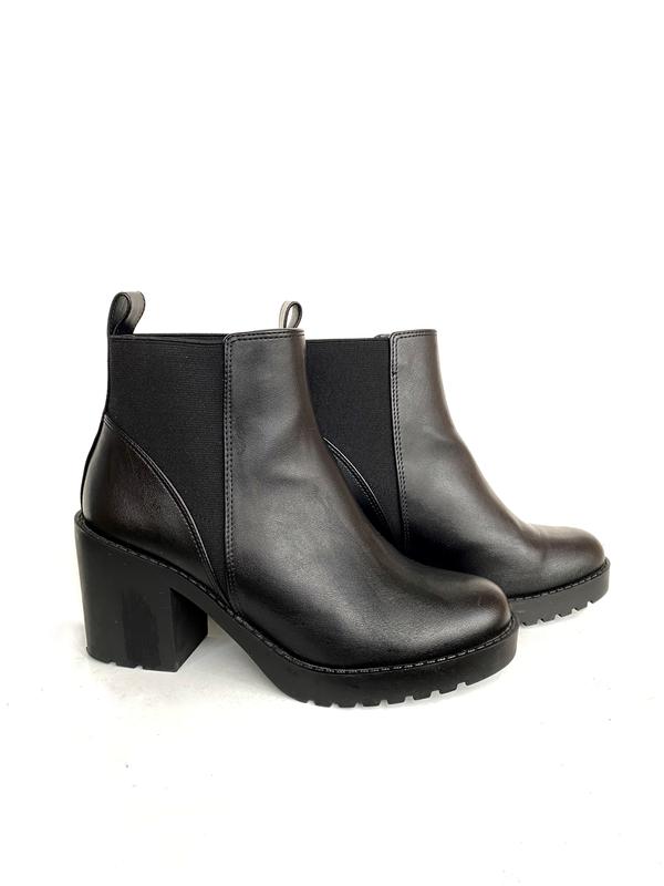 Черевики Handm 38 р — ціна 400 грн у каталозі Черевики Купити жіночі речі