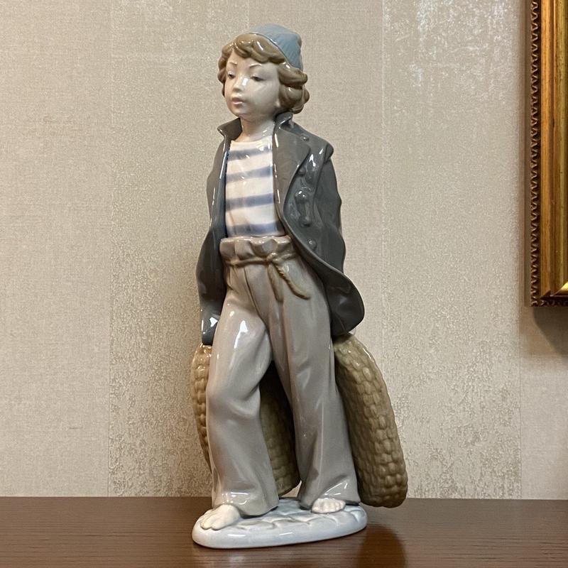 Порцелянова статуетка Lladro «юнга — ціна 5400 грн у каталозі Статуетки Купити товари для дому