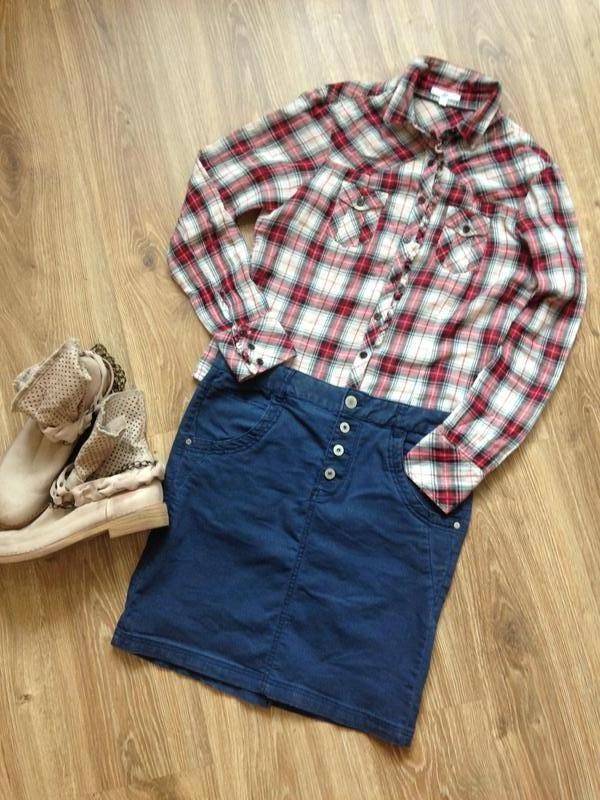 Сорочка та спідниця — ціна 100 грн у каталозі Міді спідниці Купити жіночі речі за доступною