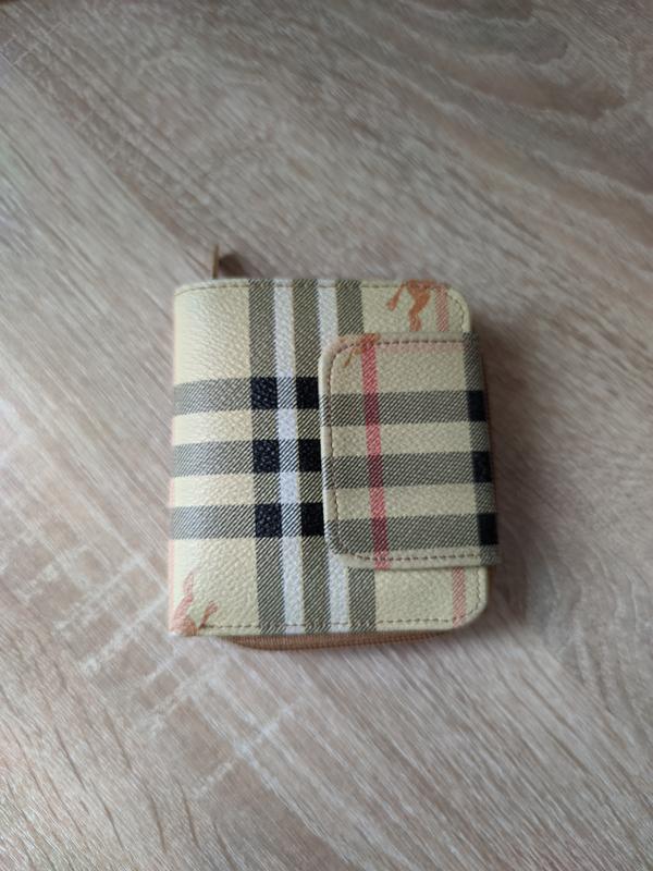 Гаманець Burberry — ціна 300 грн у каталозі Гаманці Купити аксесуари за доступною ціною на Шафі