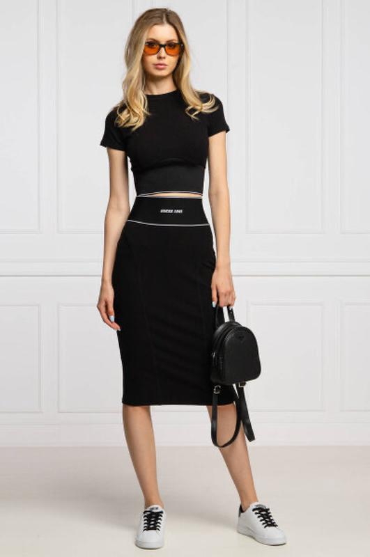 Юбка Guess — ціна 700 грн у каталозі Міді спідниці Купити жіночі речі за доступною ціною на Шафі