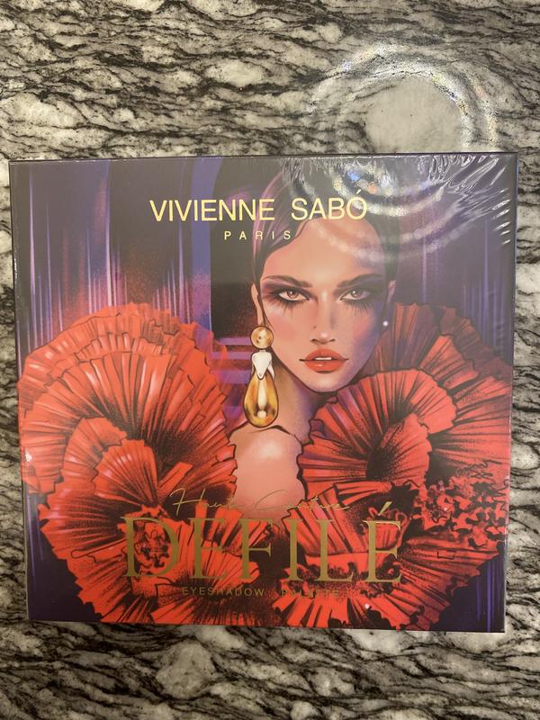 Палетка Vivienne Sabo — цена 190 грн в каталоге Тени для век Купить