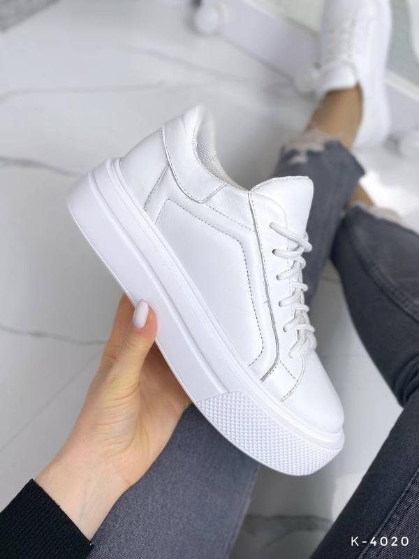 Кеды белые — цена 2450 грн в каталоге Кеды Купить женские вещи по доступной цене на Шафе